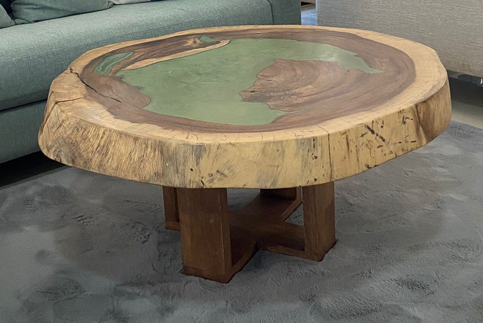 Muebles de Parota | Parota furniture – Casa Latina